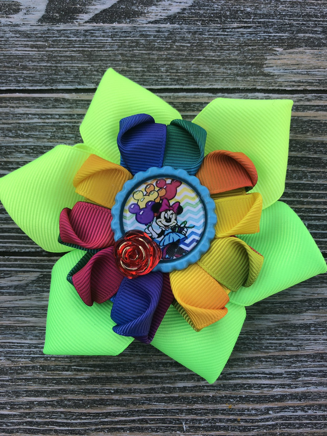 Rainbow Minnie Mouse Inspired Bow. on Luulla